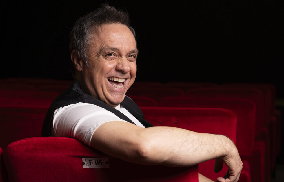 Al via la nuova sfida teatrale di Gabriele Cirilli. A Carlo Conti la ...